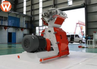 China SKF Bearing Animal Feed Grinder Machine 5T/H With Serpentine Spring Coupling for sale