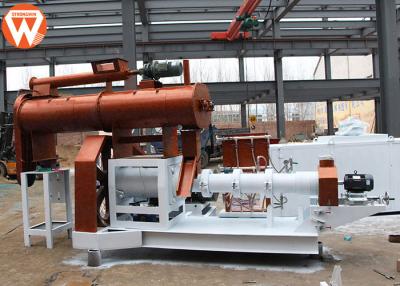 China Grass Carp Floating Fish Feed Pellet Machine , Wet Steam Fish Feed Manufacturing Plant for sale