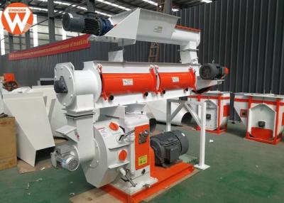 China Forced Feeding Pellet Production Plant With Crumbler Machine Electricity Hoist for sale