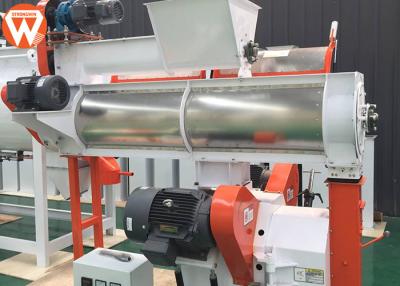 China Turkey Animal Feed Pellet Machine Broiler Pigeon 1.5 Ton Per Hour With Crumbler Machine for sale