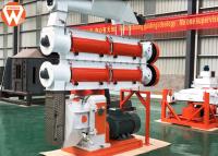 China High Capacity feed pellet making machine / Chicken Pellet Machine With Siemens Motor SKF Bearing for sale