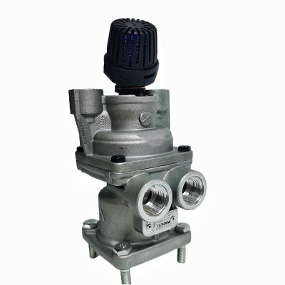 China Popular DZ93189360034 Brake Master Valve Essential Brake Cylinders Part for Shacman Trucks for sale