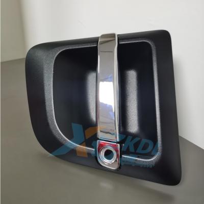 China Shacman Original Truck Parts Truck Door Handle for Shacman X3000 X5000 X6000 Spare Parts DZ14251340171 DZ14251340172 for sale