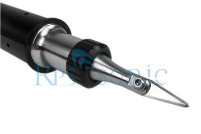 China Compact Ultrasonic Hand Cutter With Blade Replacement Cloth Cutting for sale