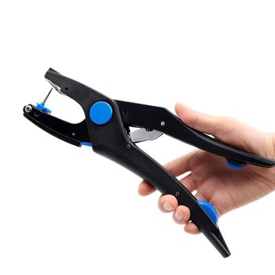 China Pig Sheep Goat Cattle Ear Tag Applicator Animal Husbandry Ear Tag Pliers for sale