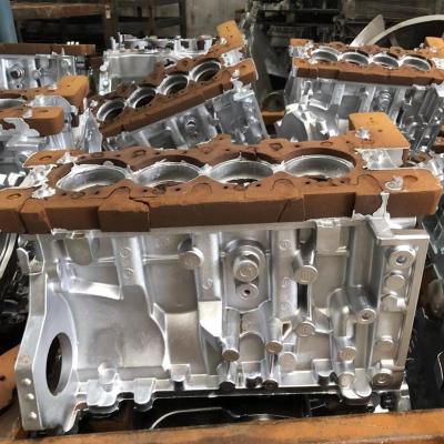 China Custom Aluminum Cylinder Heads Die Casting 50000-100000 Shots OEM for sale