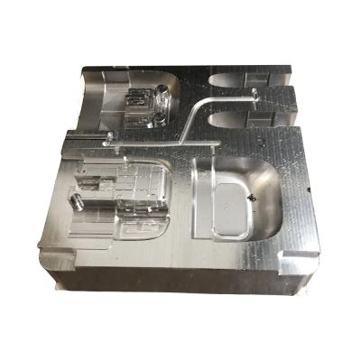 China OEM Custom Aluminum Low Pressure Die Casting Mold HRC45 Hardness for Auto Parts for sale