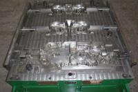 China Cold Core Box Aluminium Pressure Die Casting Mould with 30,000-50,000 Shot Life and Heat Treatment Surface Coating for sale