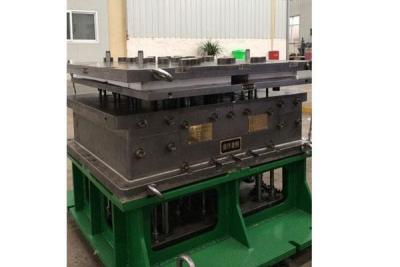 China Custom Aluminum Alloy Low Pressure Casting Mould for Automotive Front Frame | High Strength ZL104 Material with 18-20mm Plate Thickness for sale