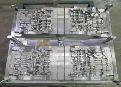China Aluminum Die Casting Mould Fine Finish Dimensional Stability for Auto Parts 200T for sale