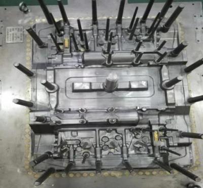 China Precision Aluminum Die Casting Mold for Cylinder Heads with 0.005-0.01mm Tolerance and Custom Sizing for sale