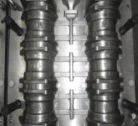 China Auto Parts Cylinder Head Mold With Fine Surface Treatment Easily Assembled for sale