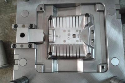 China CT4-CT9 Tolerance Aluminum Gravity Casting Molds for Auto Parts & LED Housings - Custom Sizes & OEM Service for sale