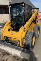 China 1680KG Used Skid Steer Loader Second Hand Skid Steer Loaders 272D3 XE for sale