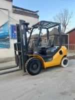 China 2.5 Tons Second Hand Forklift Komatsu LPG Repossessed Forklifts for sale