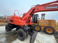 China Hyundai Cummins Wheeled Excavator Super High Cost Performance for sale