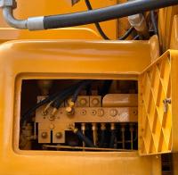 China 70 Ton Used QY70KC Mobile Used Crane Truck yellow for sale