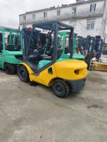 China Versatile Diesel Forklift With 3 Stage Mast And ISUZU Engine 3000kg Loading Capacity 4.5m Lifting Height for sale