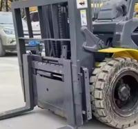 China High-Performance Used Komatsu Forklifts 30 Komatsu FD30 3 Tons Stages Duplex Masts in Eastern Europe for sale