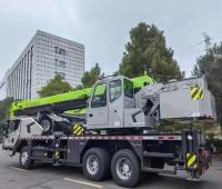 China Zoomlion ZTC250V562-1 25 Ton 25 Tons Mobile Truck Crane for sale