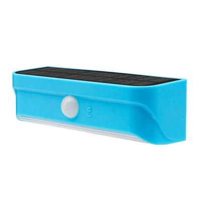 China Outside Pir Motion Sensor Fence Solar Powered LED Wall Light For Block Brick Walls for sale