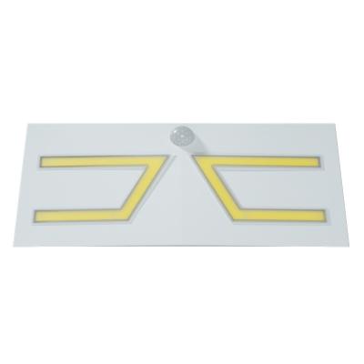 China 3.7V 3000mAh 100 LEDs 3 Mode 270 Angle IP65 Waterproof Motion Sensor Light for sale
