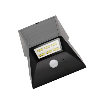 China 3.5w Outside Solar Powered LED Wall Light With Auto Sensor For Side Patio Wall for sale