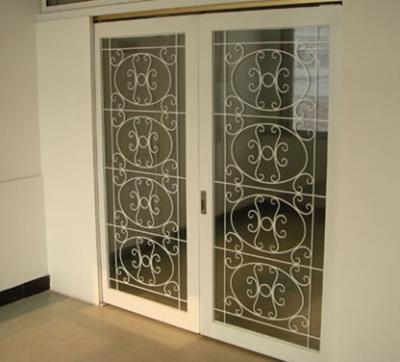 China white color wrought iron glass for sale