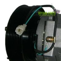 China catererpillar 330C Excavator AC Spare Parts C9 Engine Air Condition Compressor for sale