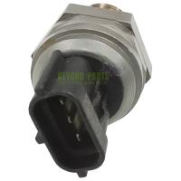 China Hitachi ZX200-3 ZX200-5 ZX200-5A ZX200-5B ZX200-5G Excavator High Pressure Sensor 4703324 for sale