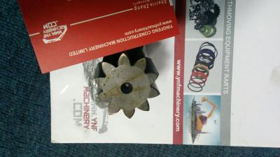 China Sun Gear Travel Gearbox for VOL-VO EC210 Excavator 7117-30330 25 Teeth for sale