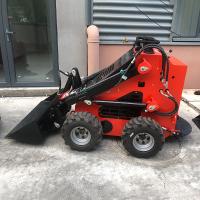China Euro 5 CE EPA Mini Skid Steer Loader with 5 Ton Capacity, 890kg Weight and 739cc Diesel Engine for sale