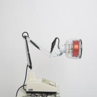China Adjustable Desk Medical Heat Lamp 250W with 440° Arm Range and 2-25μm Infrared Spectrum for Physical Therapy for sale