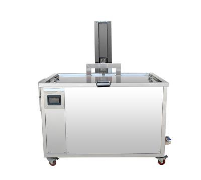 China 28Khz / 40 Khz Ultrasonic Automotive Parts Cleanere Oil Filtration And Pneumatic Lift for sale