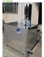 China Automatic Ultrasonic Engine Cleaner 300/400L 28khz Adjustable Timer With Lift for sale