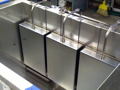 China Customized Submersible Immersion Ultrasonic Transducer For Industrial Cleaning for sale