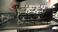 China Solvent Cylinder Head Ultrasonic Cleaning Machine 28K with Oil Skimming System for sale