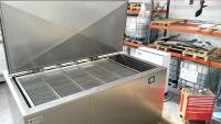 China Ultrasonic Machine To Clean Injection Molds From Material Rust Dust Oil Etcmaximum Mold Dimension 1000*1000mm for sale