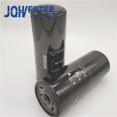 China 600-211-1230 LF747 Truck Oil Filter , P502401 Filter Assy Engine Oil for sale