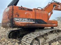 China Doosan DX225 Used Excavator 25 Ton Digger with 600mm Track Shoe Width for Sale for sale