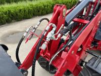 China Fully Hydraulic Compact Mini Loader Machine Hydraulic Travel Lift 800kg Small Loader Mini Loader For Sale for sale