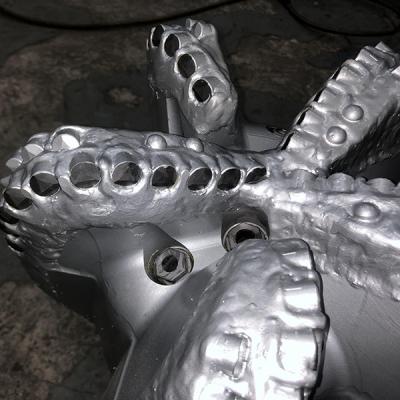 China Diamond Drilling Tool 12 Inch 5 Blades PDC Drilling Bit Of Oilfield Drill Bit for sale