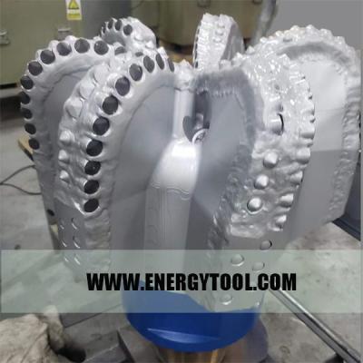 China PDC Rock Drill Bit 17-1/2 inch 6 Blade With 7-5/8 inch API Connection for sale