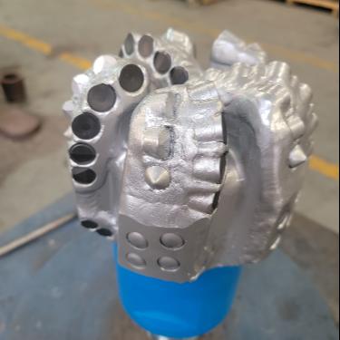China 6.625 inch Diameter Matrix Body PDC Diamond Rock Drill Bit for sale