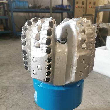 China 7 7/8 inch 6 Blade PDC Bit Matrix Body Drilling Equipment for sale