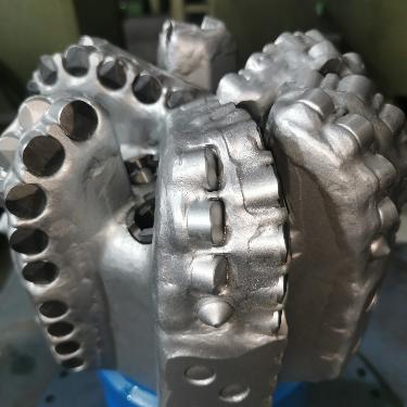 China PDC Diamond Drill Bit 8 1/2 inch For Oil Gas Well Drilling for sale