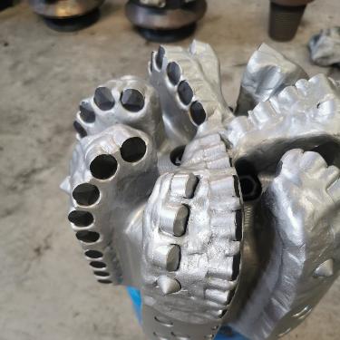 China PDC Diamond Drill Bit 8 1/2 For Oil Gas Well Drilling for sale