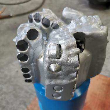 China 5.875 inch Steel PDC DRILL WATER WELL OILFIELD DIAMOND BIT for sale
