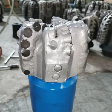 China 5 7/8 Steel Body 5 Wing PDC Drill Bits For Oilfield Drilling Tool for sale