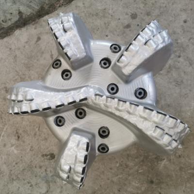 China 17-1/2 Inch Steel Carbide PDC Rock Drill Bit For Oilfield Water Well for sale